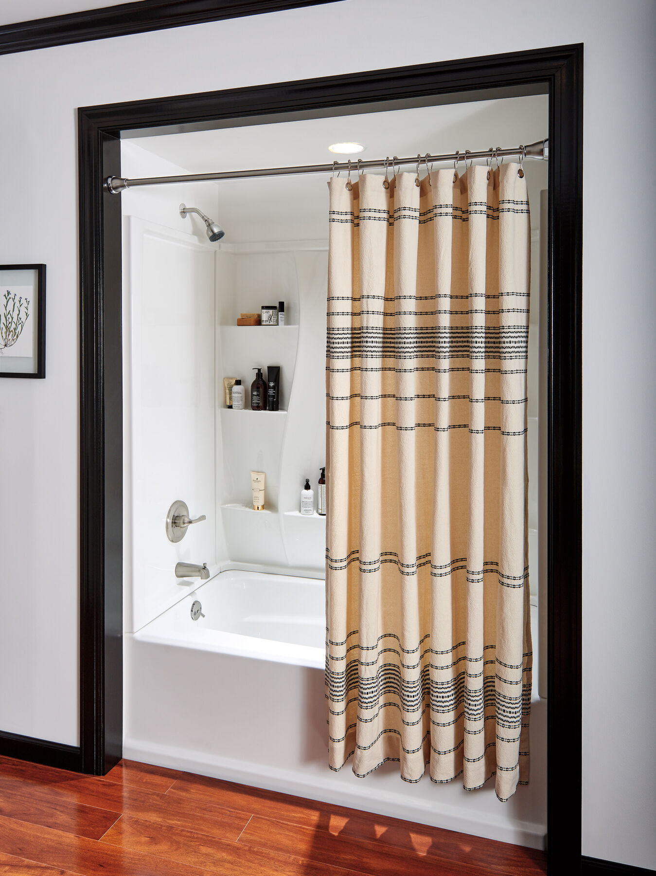 60" x 32" Bathtub Wall Set in High Gloss White 40044 | Delta Faucet