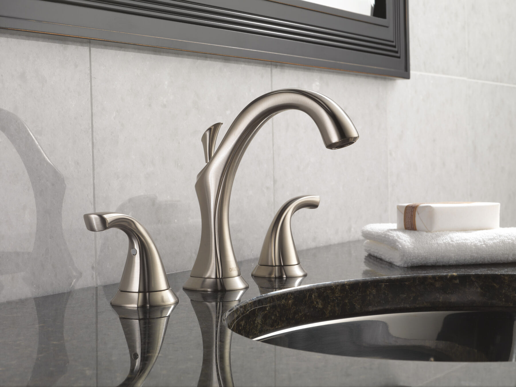 Two Handle Widespread Bathroom Faucet in Stainless 3592LF-SS | Delta Faucet
