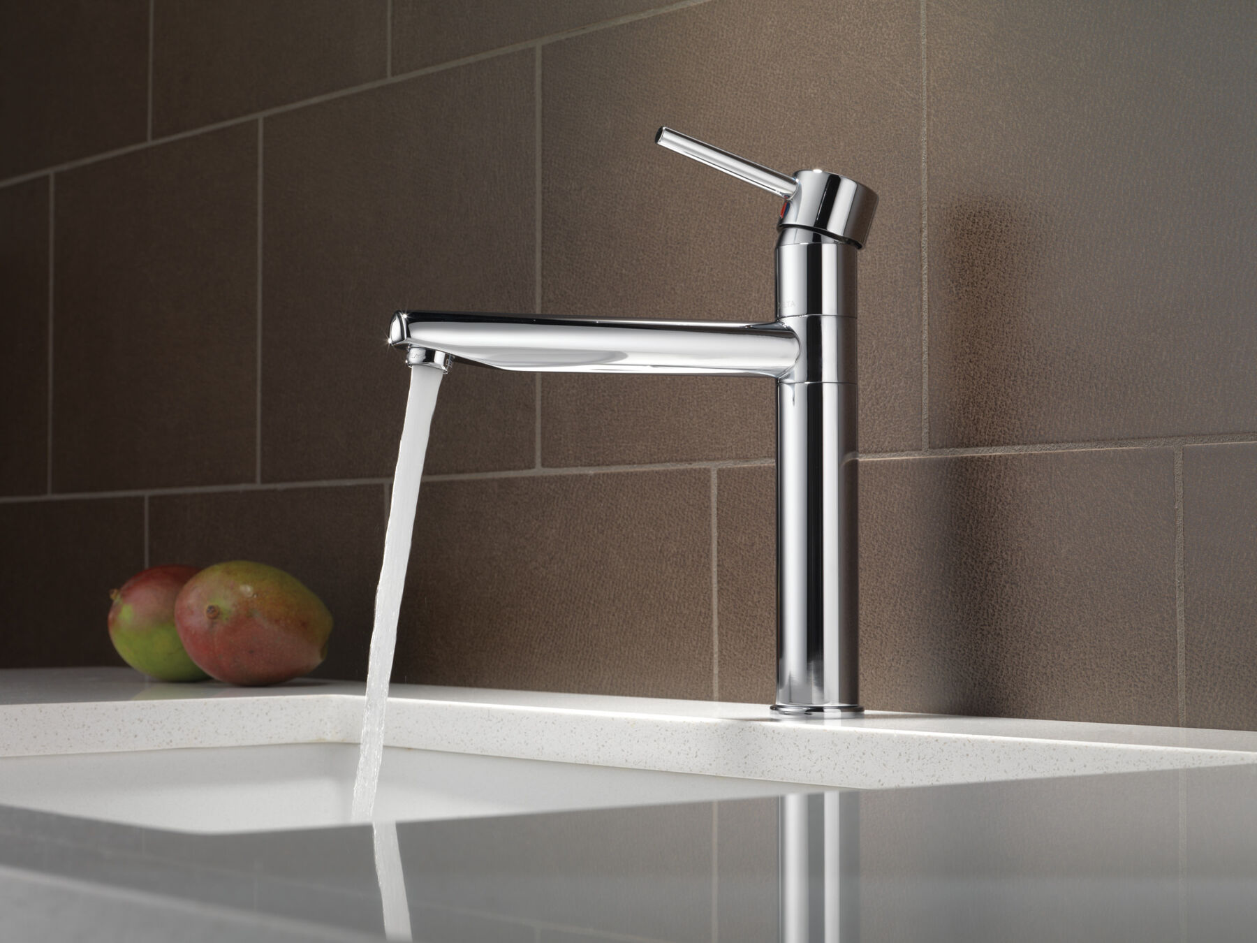 Single Handle Kitchen Faucet (Recertified) in Chrome 1159LF-R | Delta ...