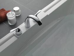 Single Handle Centerset Bathroom Faucet in Chrome 501-DST | Delta Faucet