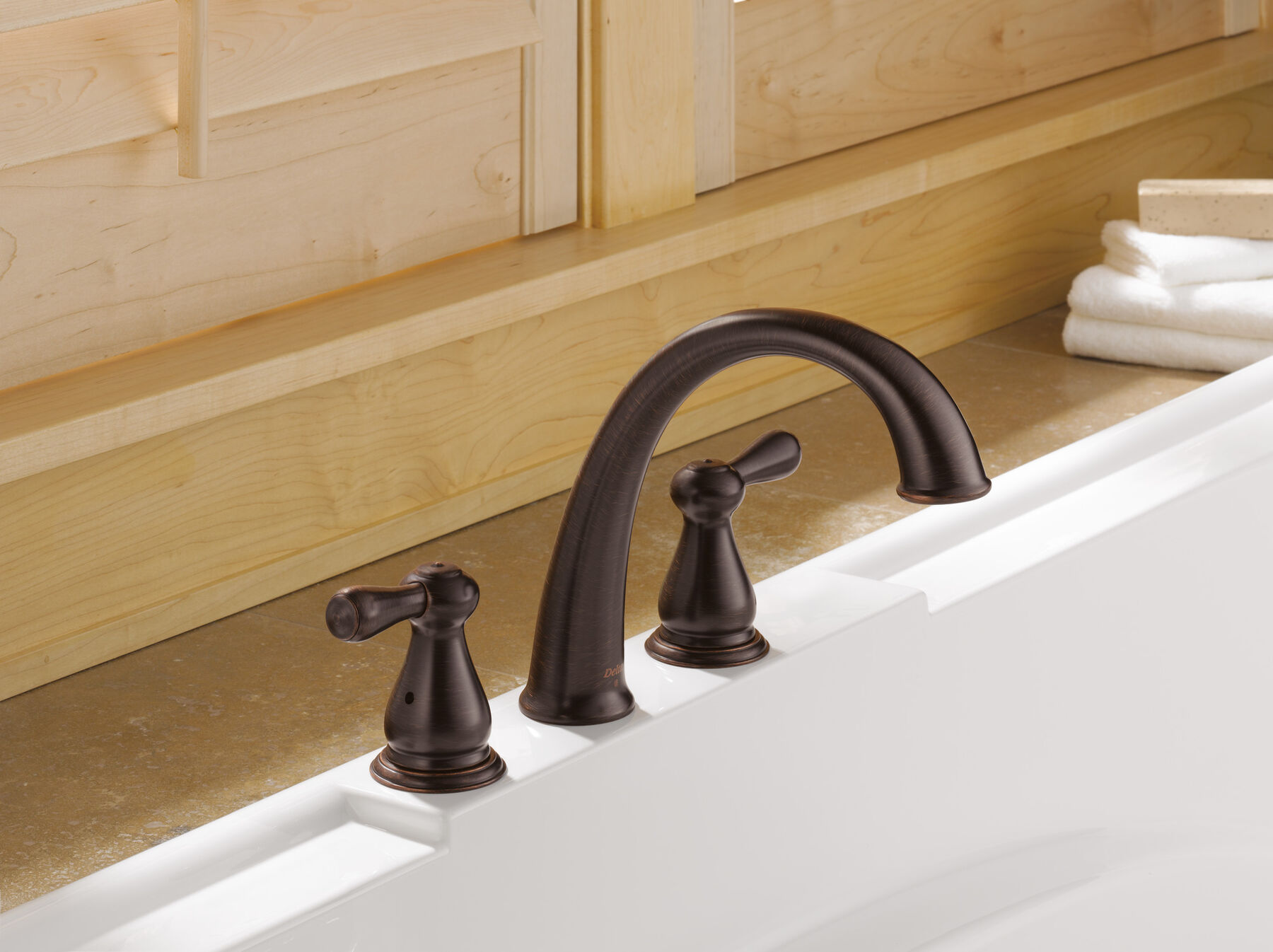 Roman Tub Trim in Venetian Bronze T2775-RB | Delta Faucet