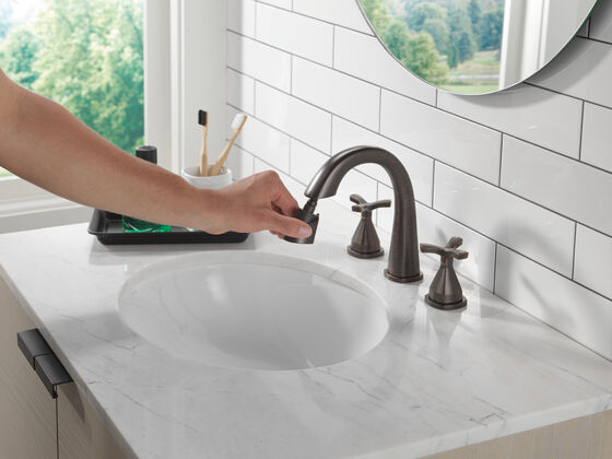 Two Handle Widespread Pull Down Bathroom Faucet in Venetian Bronze 357756-RBPD-DST | Delta Faucet