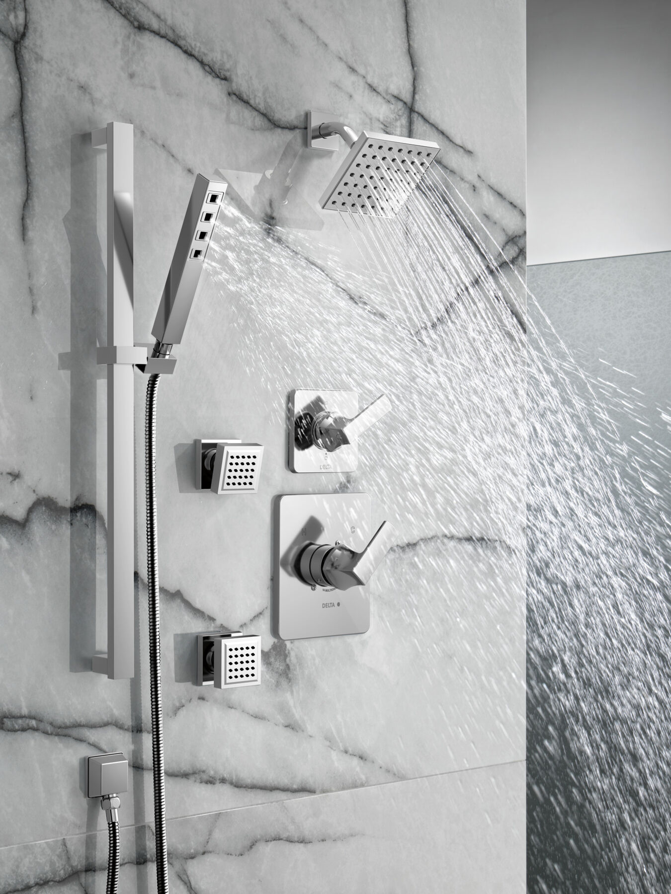 Surface Mount Body Spray in Lumicoat® Chrome 50150-PR | Delta Faucet