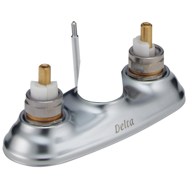 Centerset Bath Faucet in Matte Chrome 2565-MCLHP | Delta Faucet