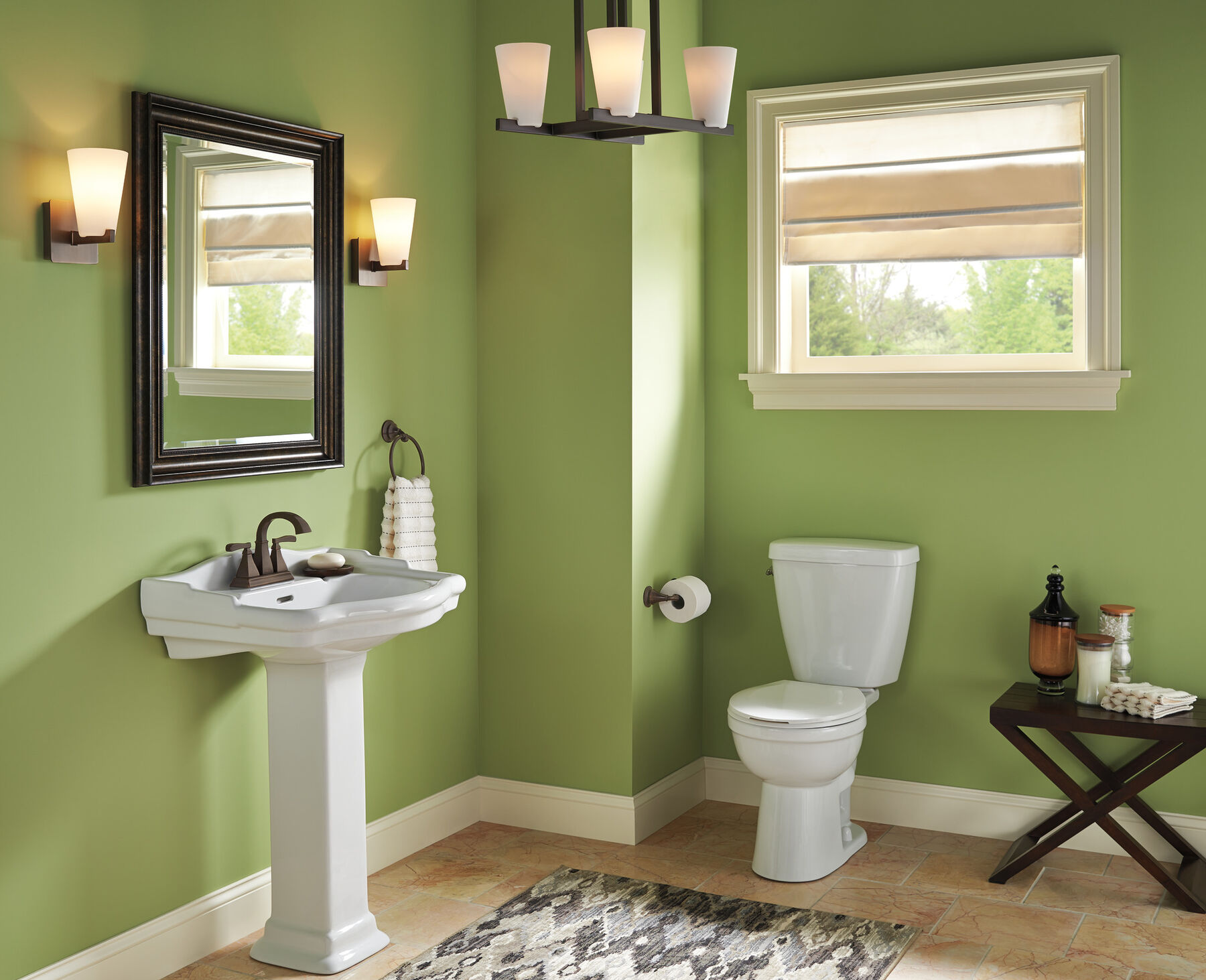 Elongated Toilet in White C43901-WH | Delta Faucet