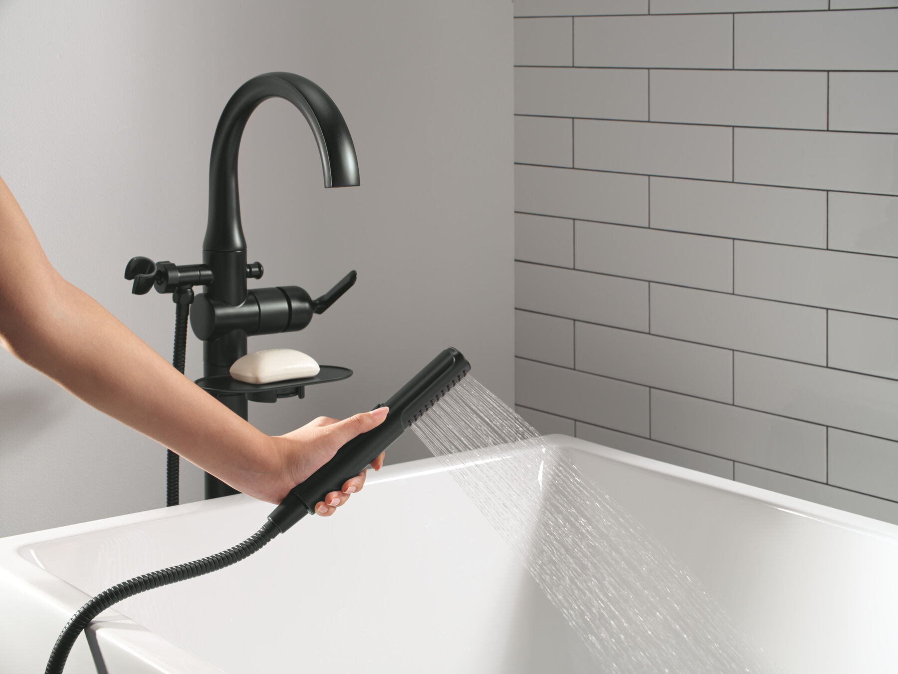 Floor Mount Tub Filler Trim in Matte Black T4745-BLFL | Delta Faucet