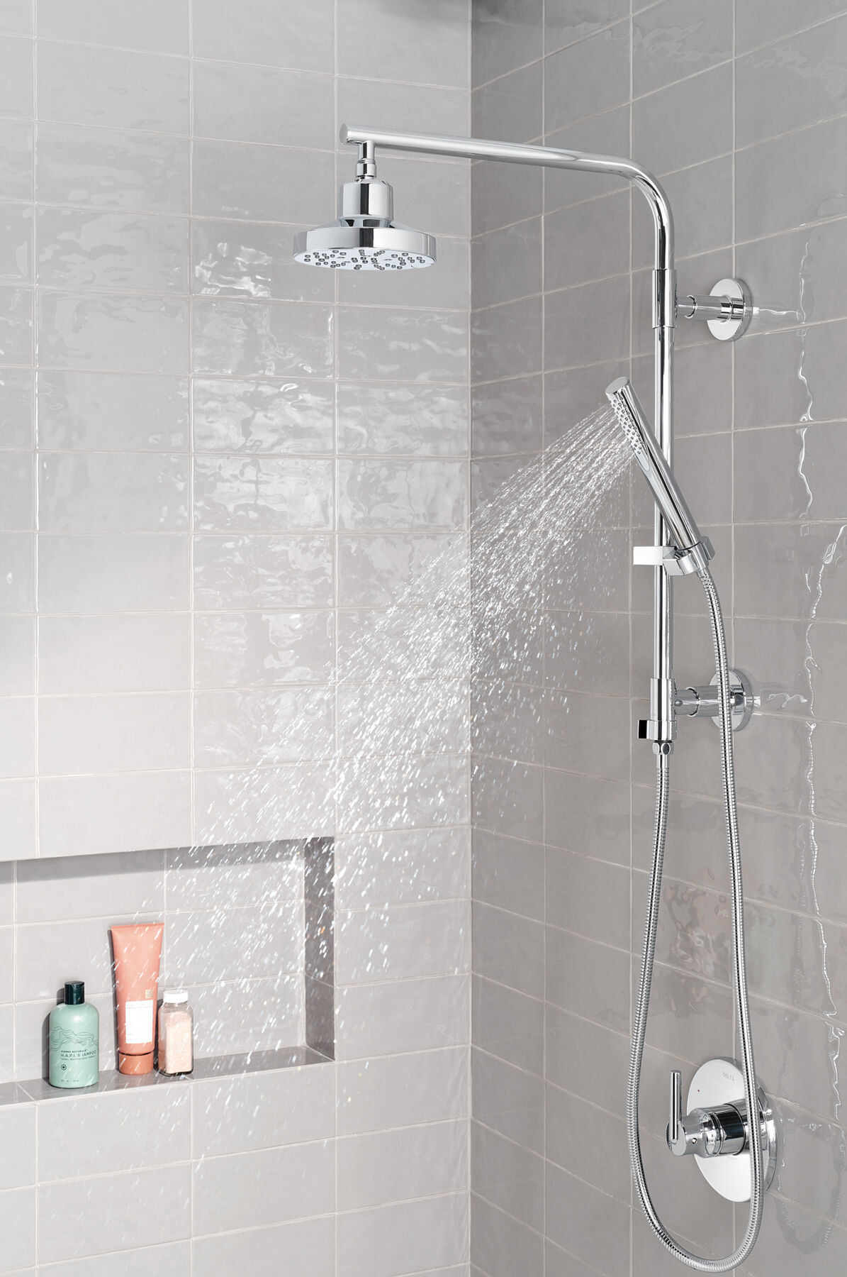 Emerge® 18" Round Shower Column in Lumicoat® Chrome 58810-PR | Delta Faucet