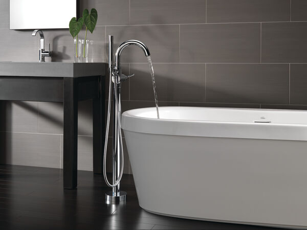 60" x 32" Freestanding Tub with Integrated Waste and Overflow in High ...