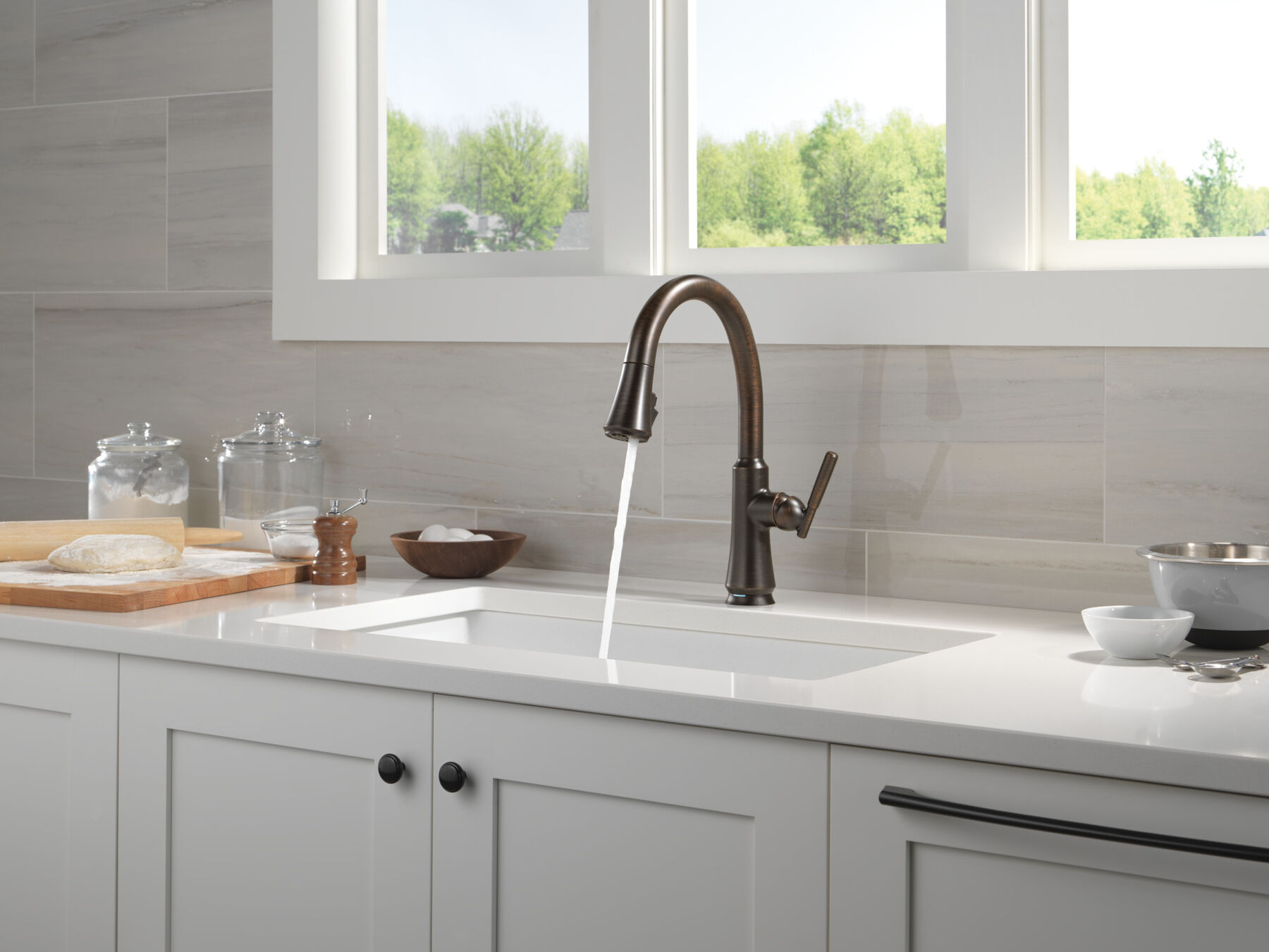 Touch2O® Kitchen Faucet with Touchless Technology in Venetian Bronze ...