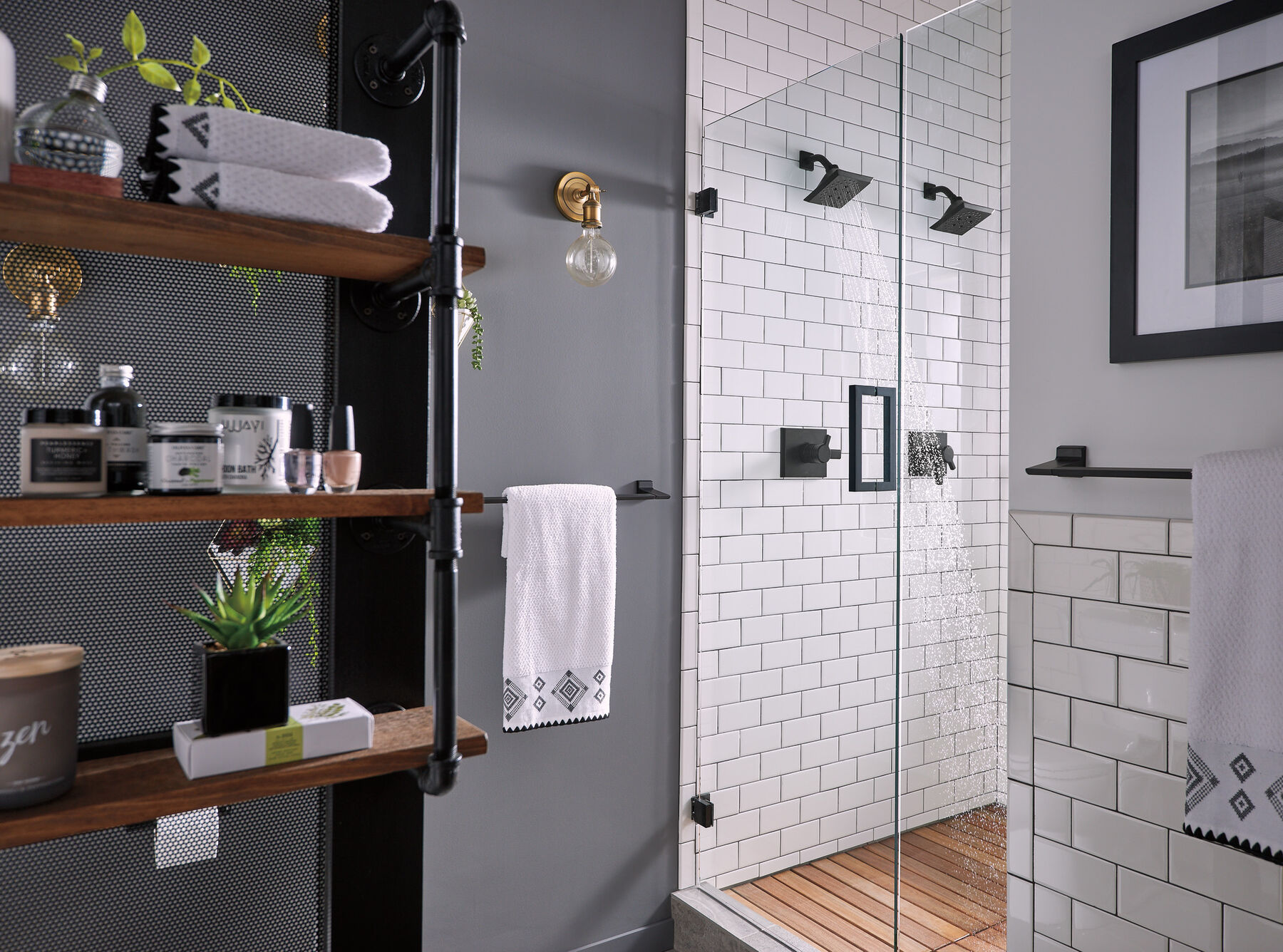 24" Towel Bar in Matte Black 79924-BL | Delta Faucet