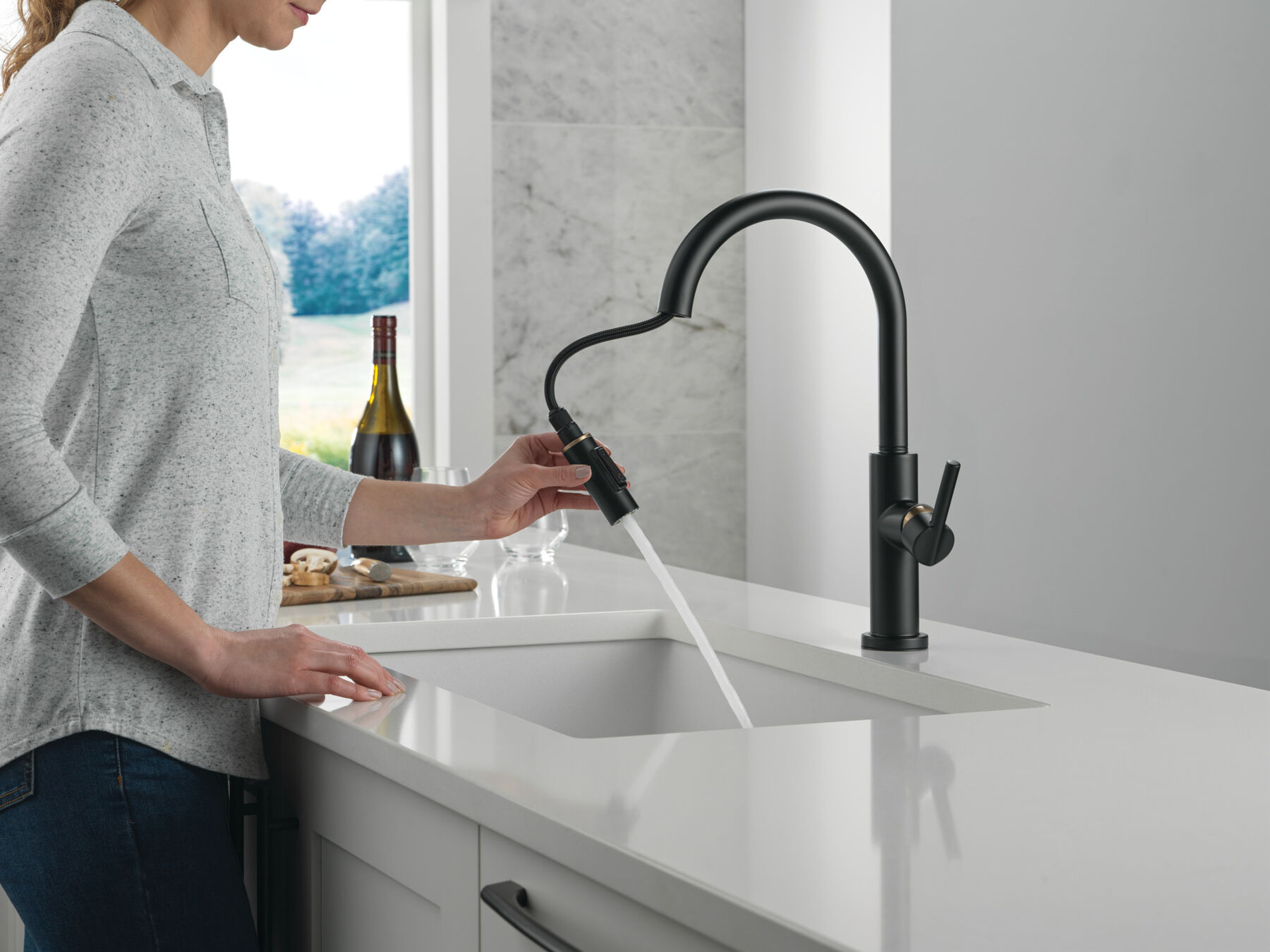 Single Handle Pull-Down Kitchen Faucet in Matte Black / Champagne ...