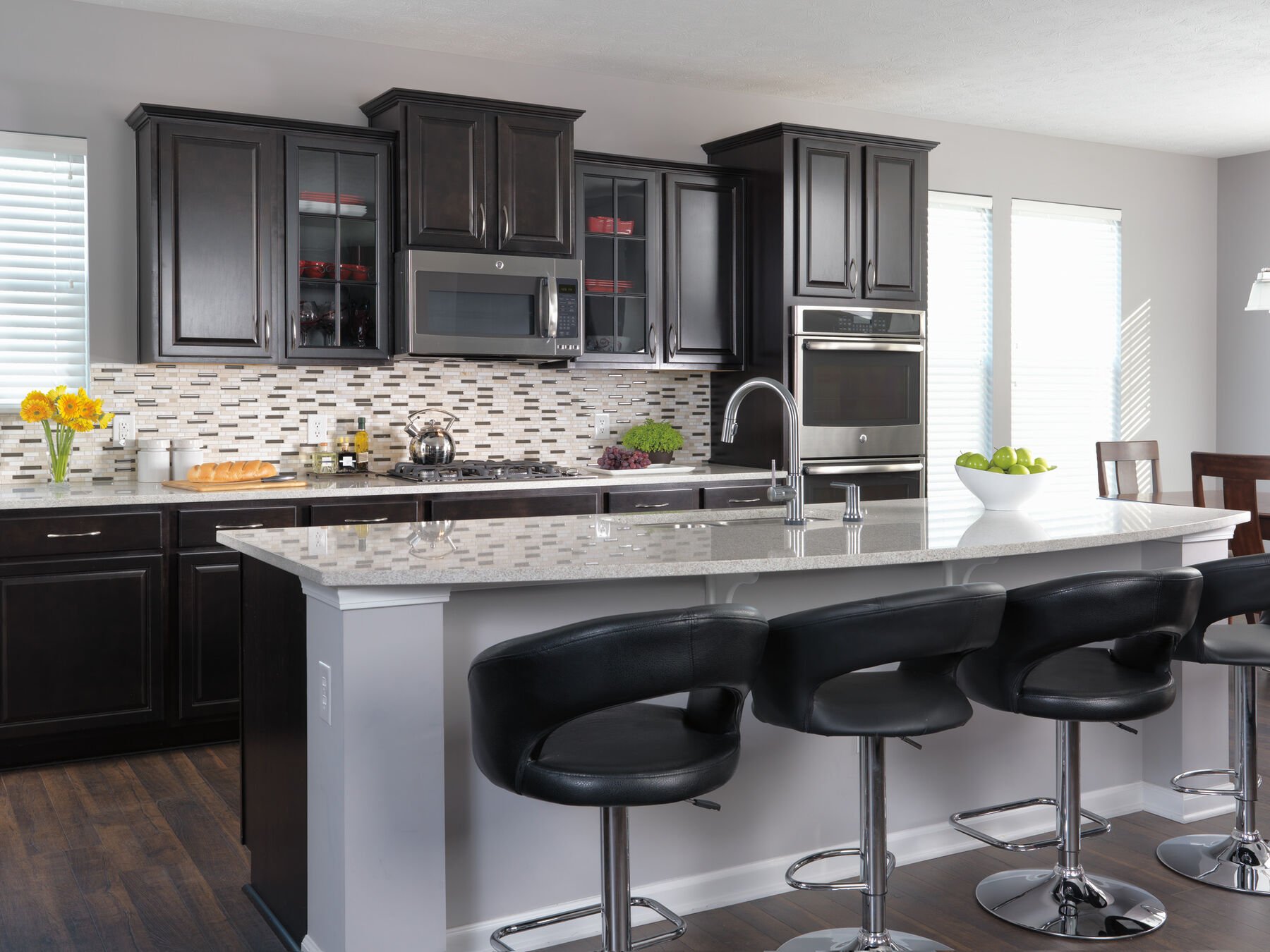 Single Handle Pull-Down Kitchen Faucet in Arctic Stainless 9159-AR-DST ...