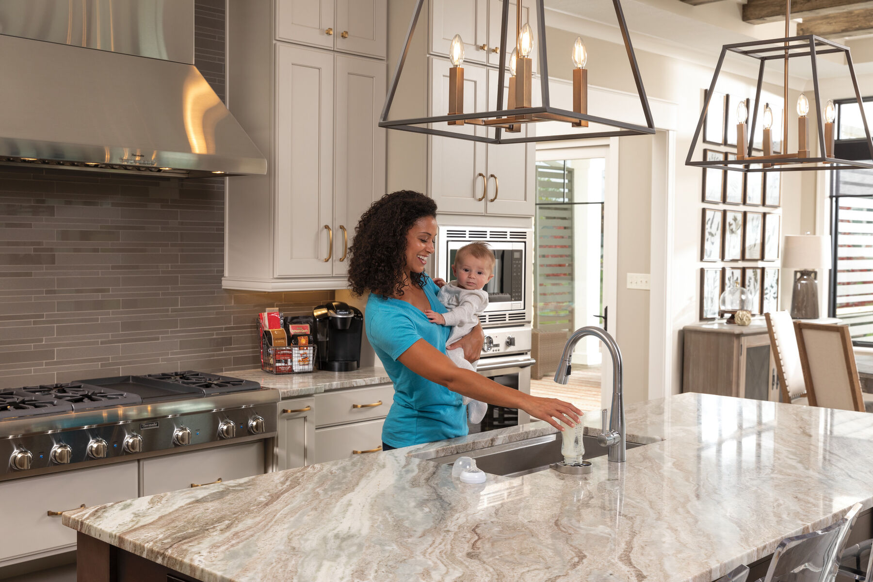 Glass Rinser in Spotshield Stainless GR150-SP | Delta Faucet