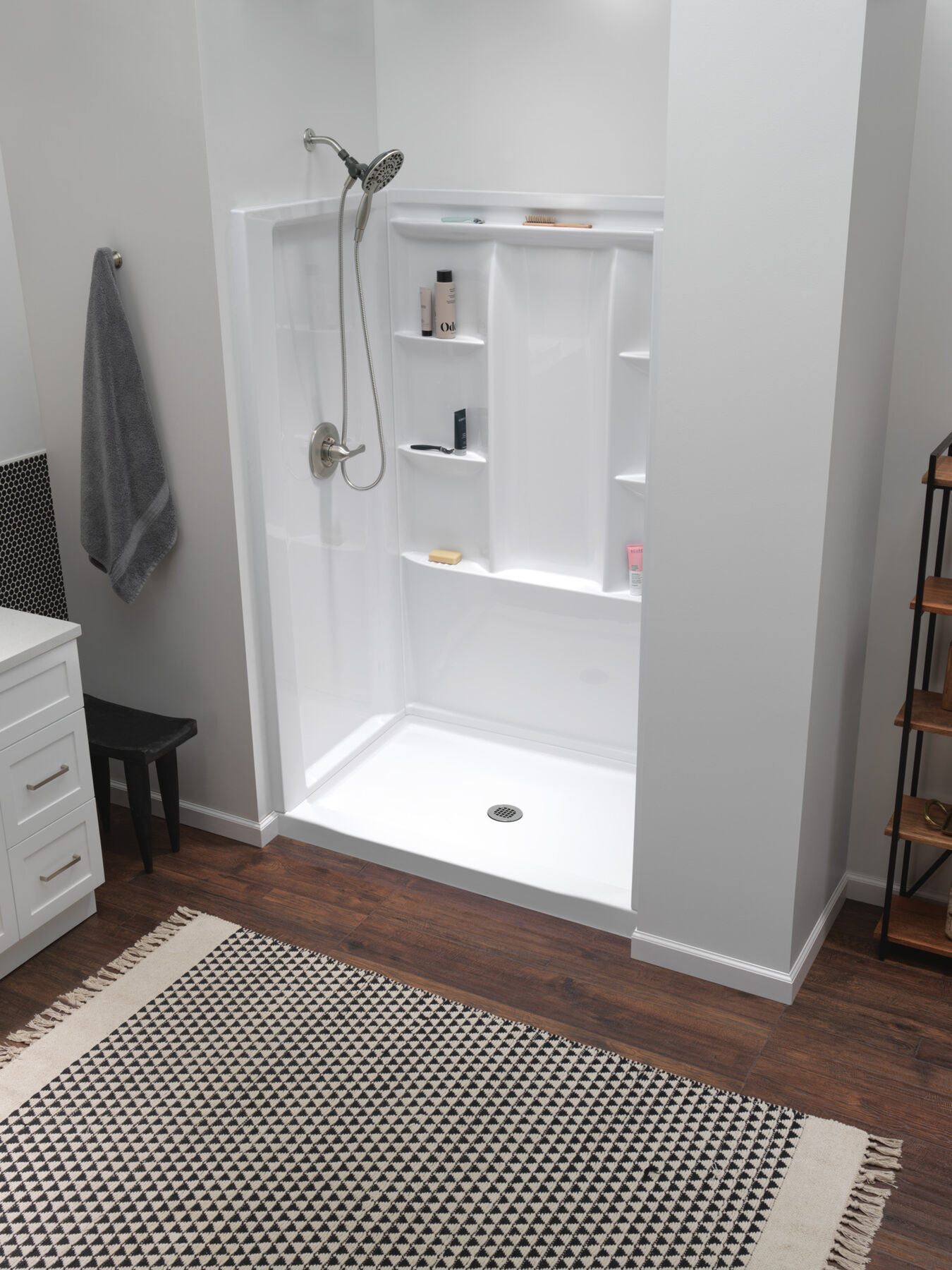 Monitor® 14 Series Tub & Shower with In2ition® in Spotshield Brushed ...