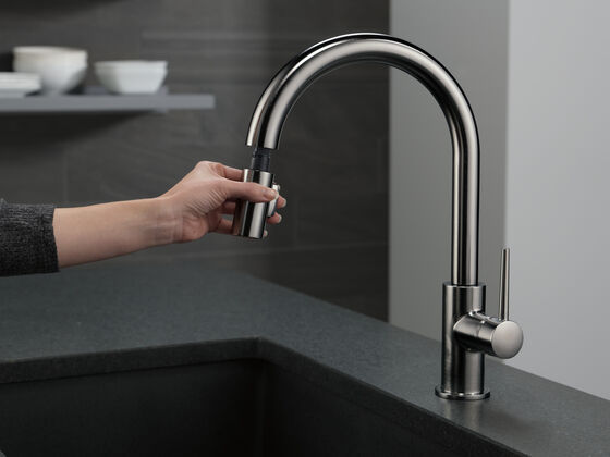 Single Handle Pull-Down Kitchen Faucet in Black Stainless 9159-KS-DST ...