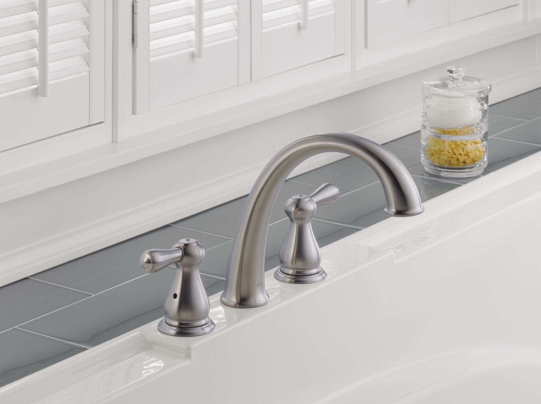 Roman Tub Trim in Stainless T2775-SS | Delta Faucet