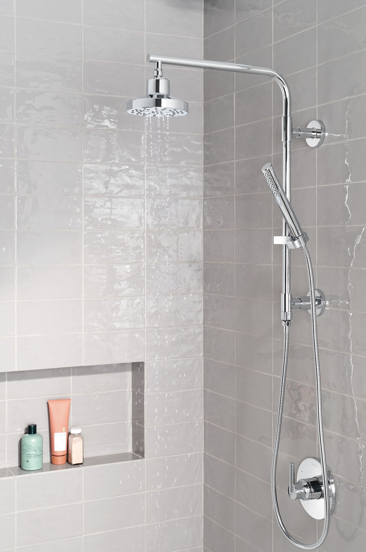 Emerge® 18" Round Shower Column in Lumicoat® Chrome 58810-PR | Delta Faucet