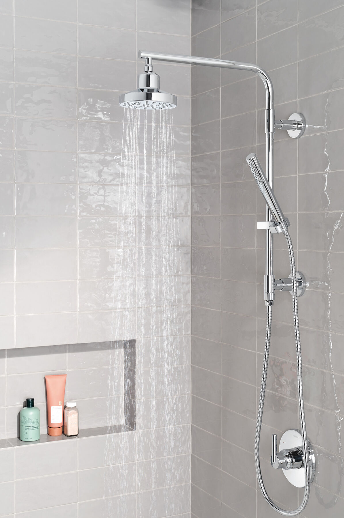 Emerge® 18" Round Shower Column in Lumicoat® Chrome 58810-PR | Delta Faucet