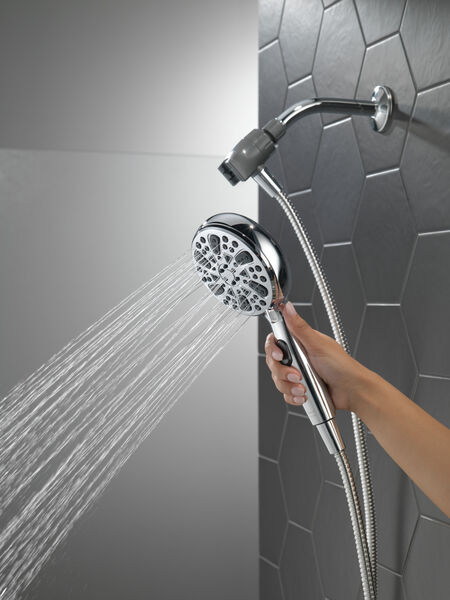 6-Setting SureDock Magnetic Hand Shower in Chrome 75609 | Delta Faucet