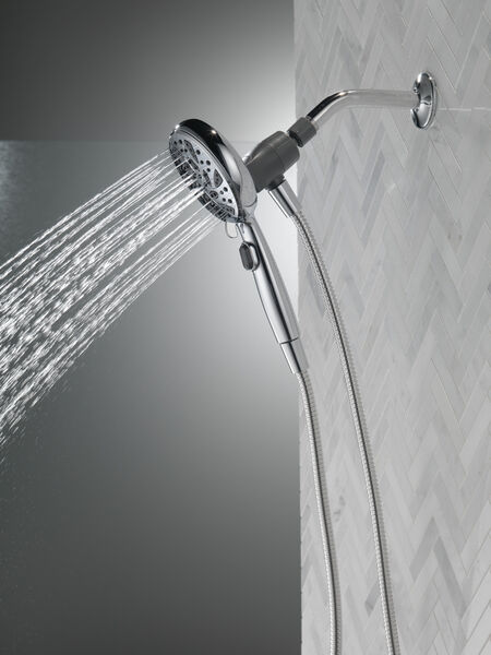 6-Setting SureDock Magnetic Hand Shower in Chrome 75606 | Delta Faucet