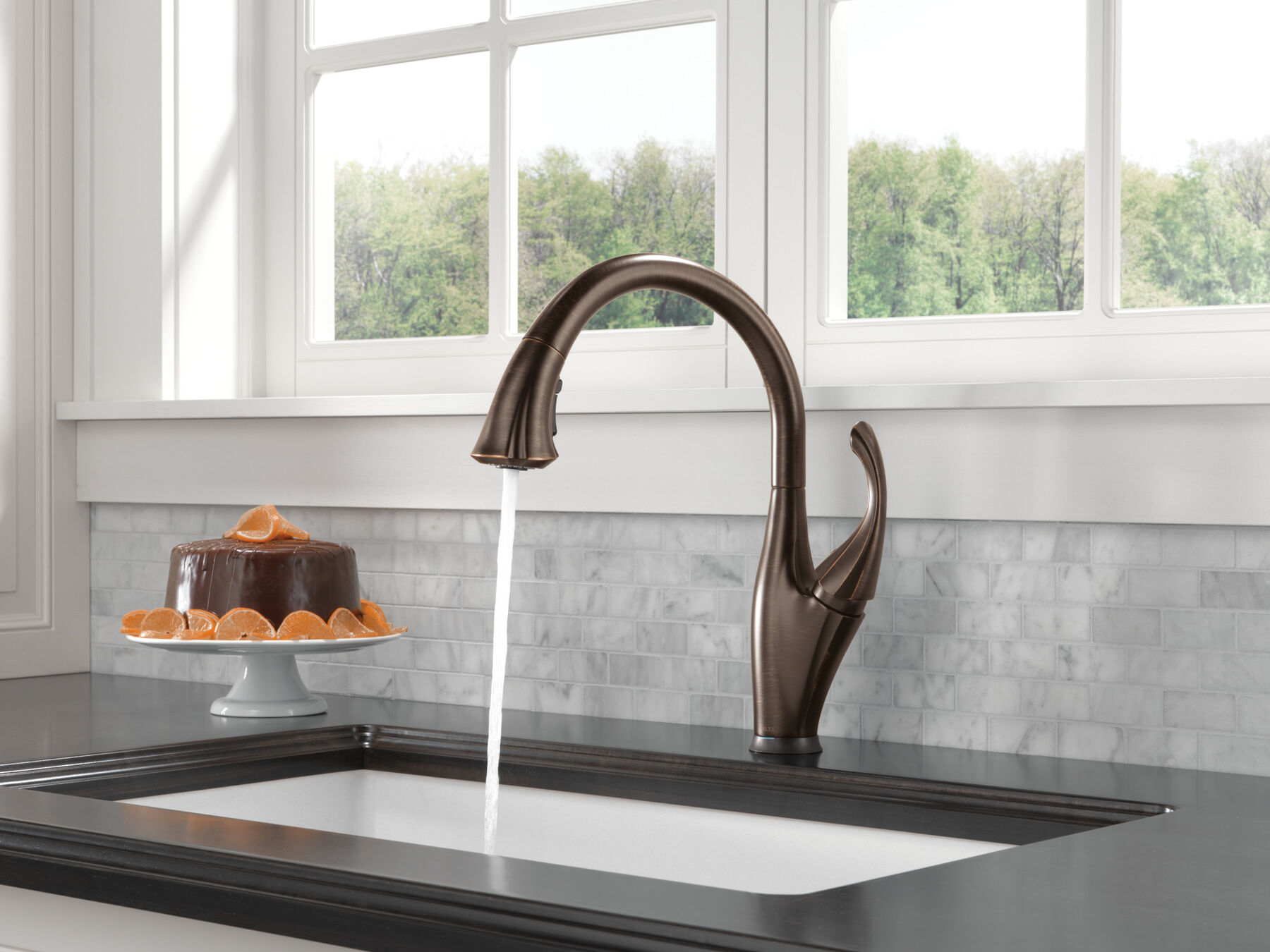 Touch2O® Pull-Down Kitchen Faucet 1L (Recertified) in Venetian Bronze ...