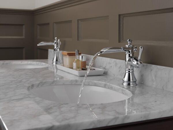 Single Handle Channel Bathroom Faucet in Chrome 598LF-MPU | Delta Faucet