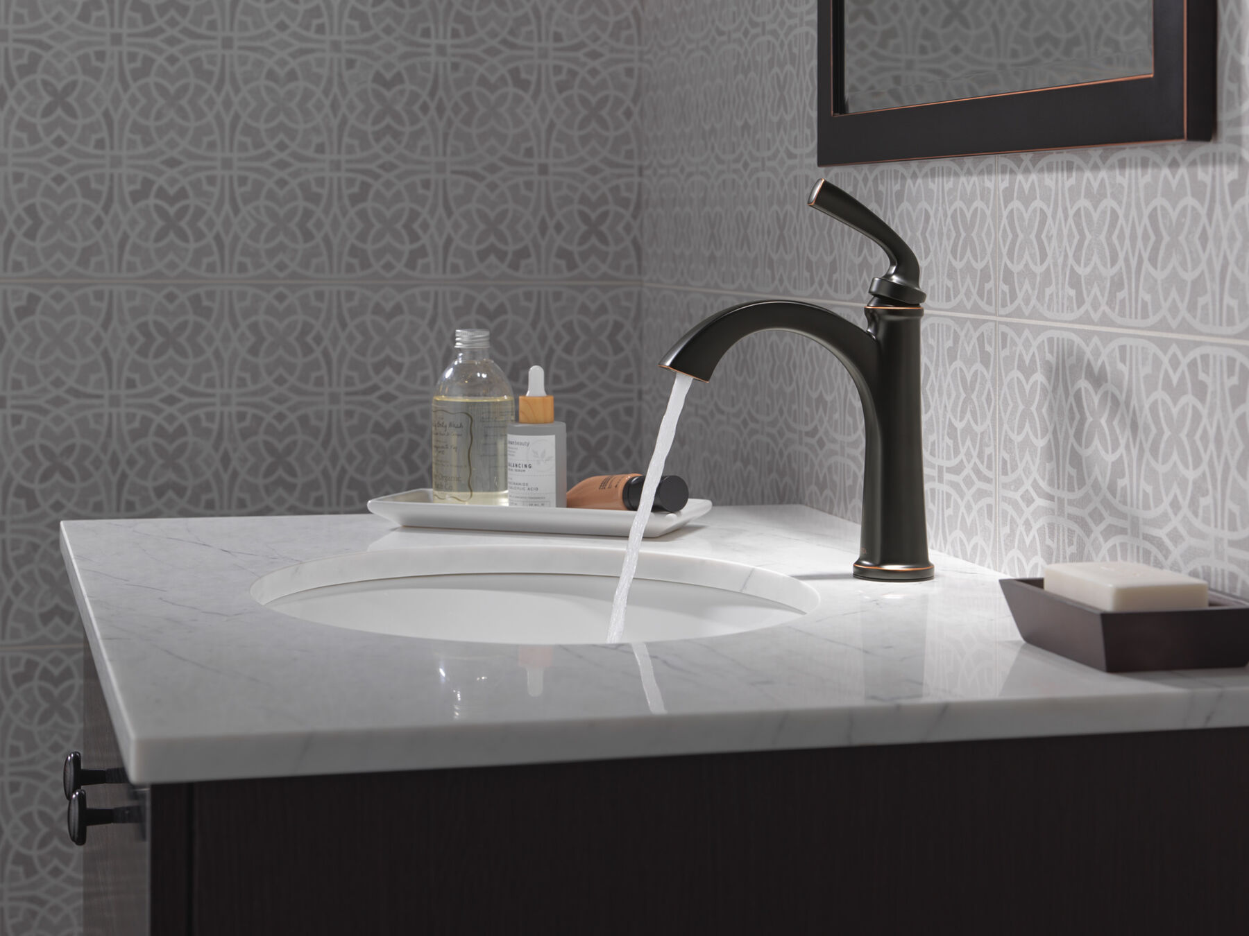 Single Handle Bathroom Faucet in Oil Rubbed Bronze 15864LF-OB | Delta ...