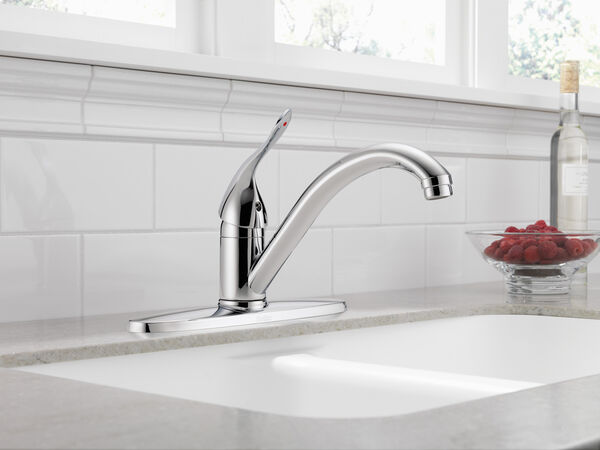 Single Handle Centerset Kitchen Faucet in Chrome 100LF-HDF | Delta Faucet