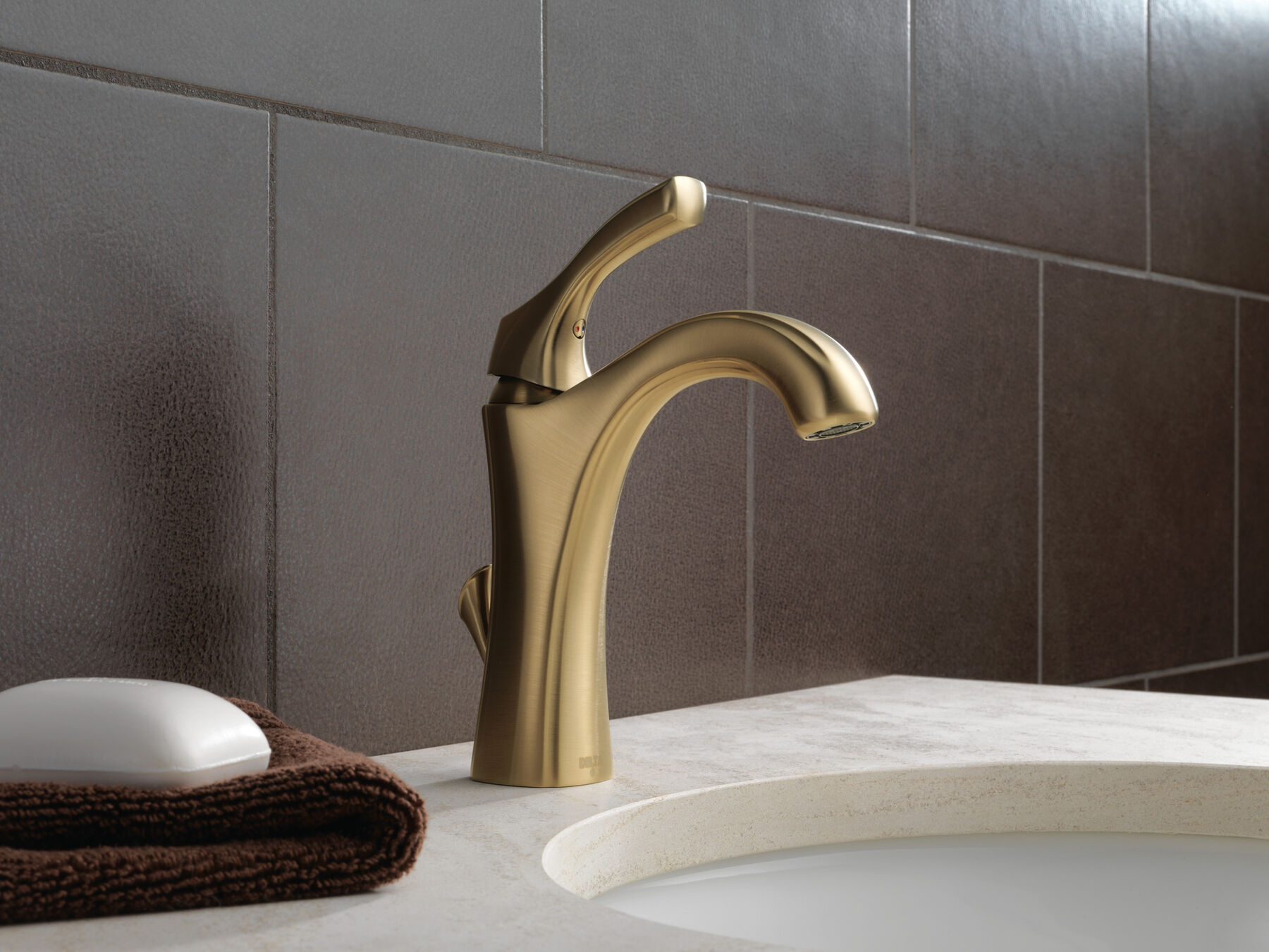 Single Handle Bathroom Faucet in Champagne Bronze 592-CZ-DST | Delta Faucet