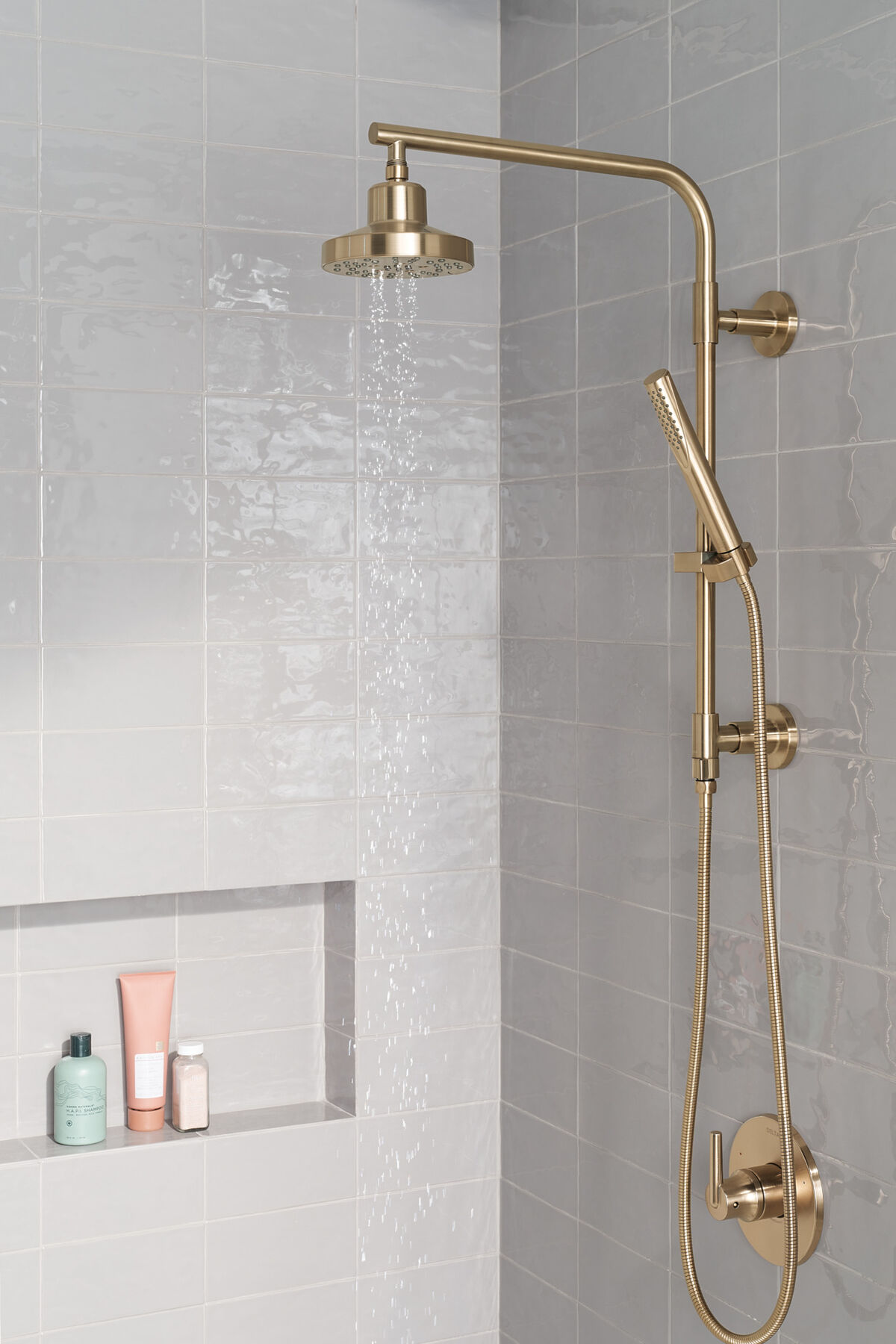 Single-Setting Hand Shower in Champagne Bronze RP73384CZ | Delta Faucet
