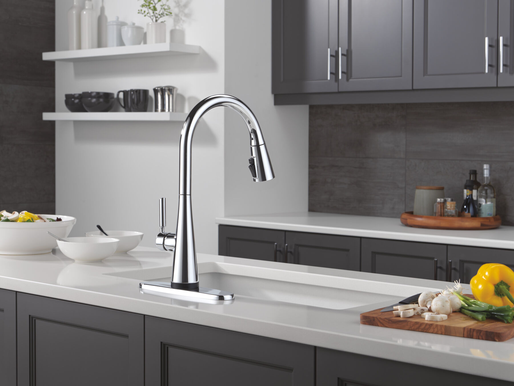Single Handle Kitchen Pull-Down Faucet with Touch2O Technology in ...