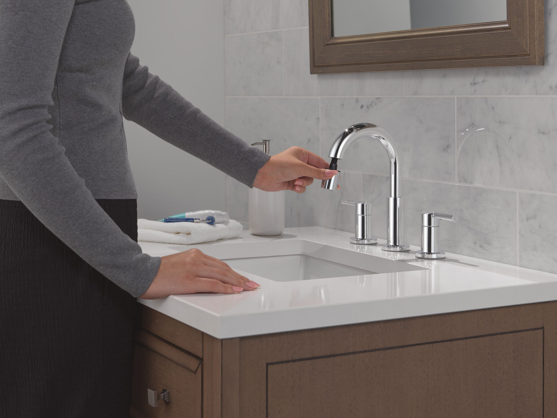 Two Handle Widespread Pull-Down Bathroom Faucet in Chrome 35749LF-PD ...