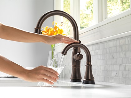Beverage Faucets with Touch2O Technology | Delta Faucet