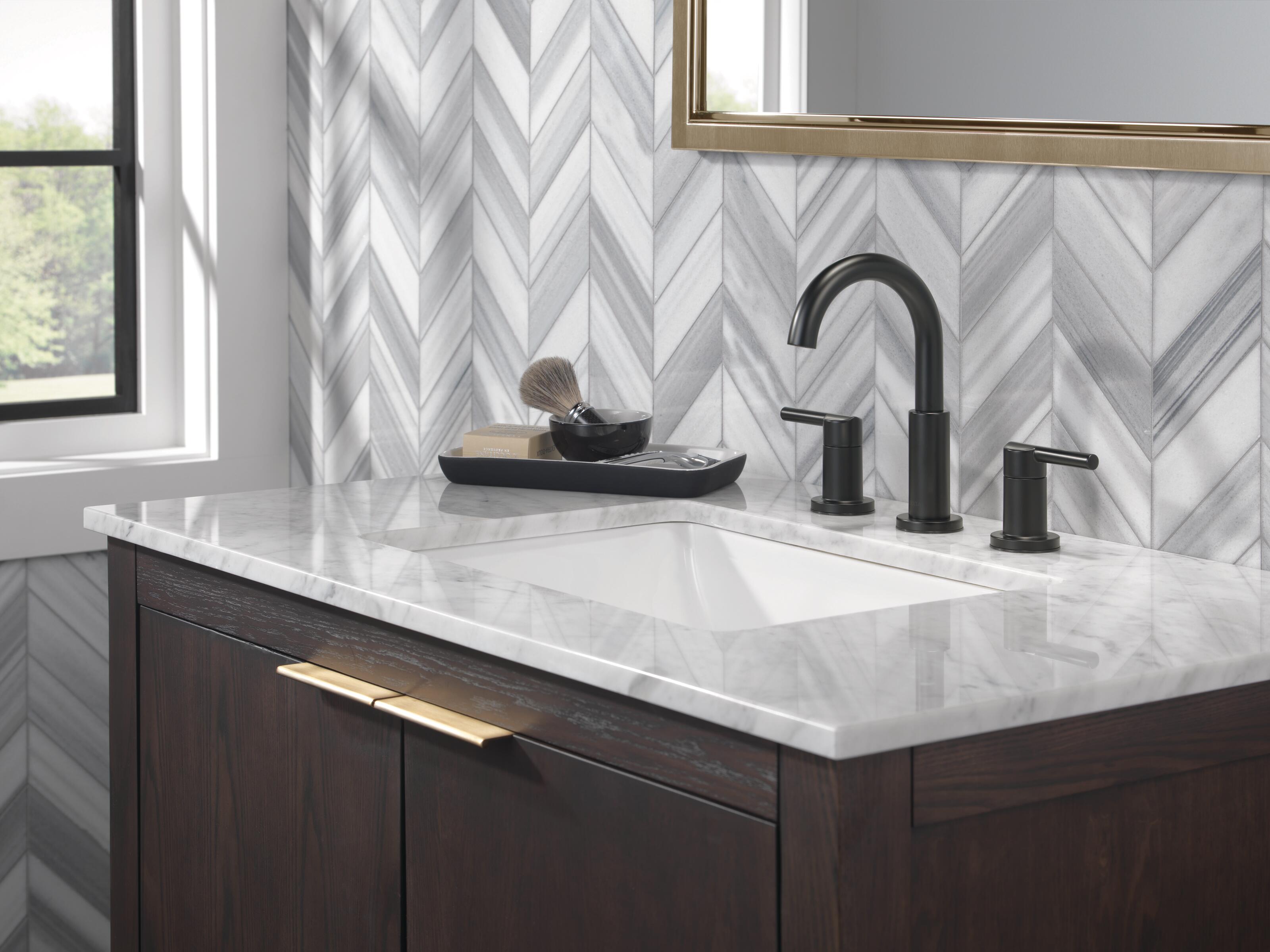 Nicoli™ Bathroom Collection | Delta Faucet