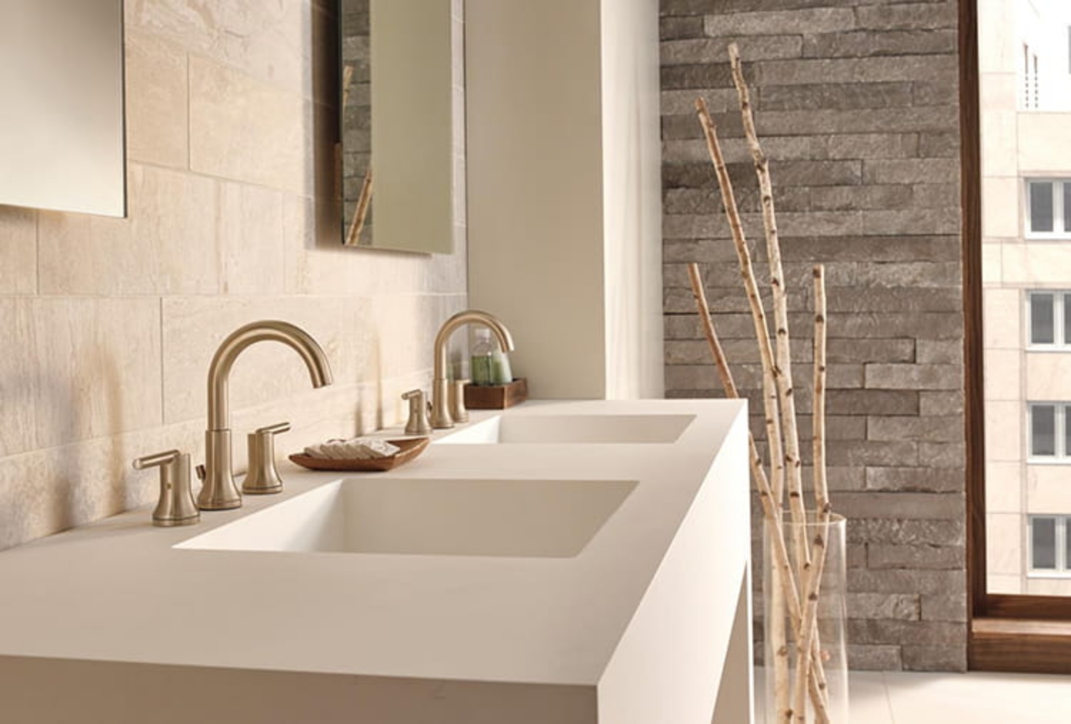 5 Master Bathroom Ideas to Take It From Boring to Breathtaking | Delta ...