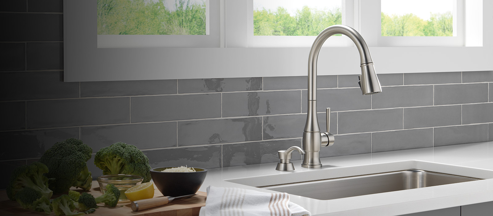 Hazelwood™ Kitchen Collection | Delta Faucet