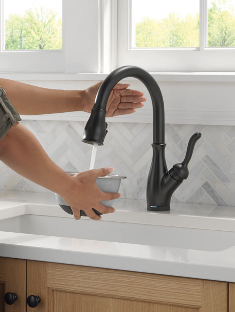 Kitchen Faucet With Delta® Touch₂O® with Touchless Technology | Delta ...